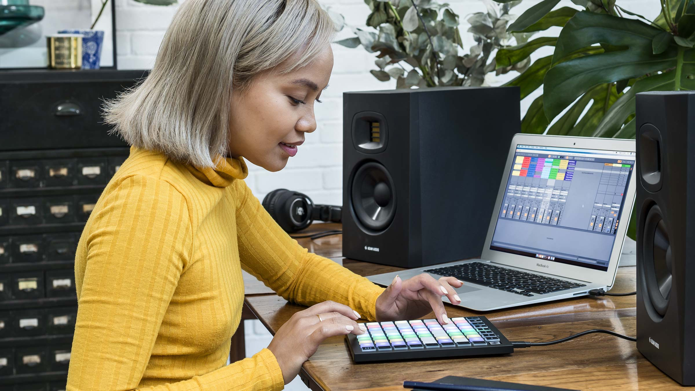 Launchpad Mini [MK3] | Novation